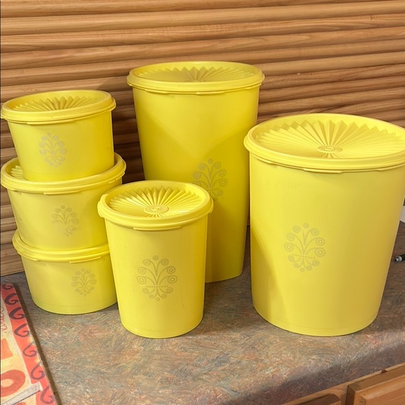 Tupperware | Kitchen | Vintage Tupperware Bright Yellow Storage ...